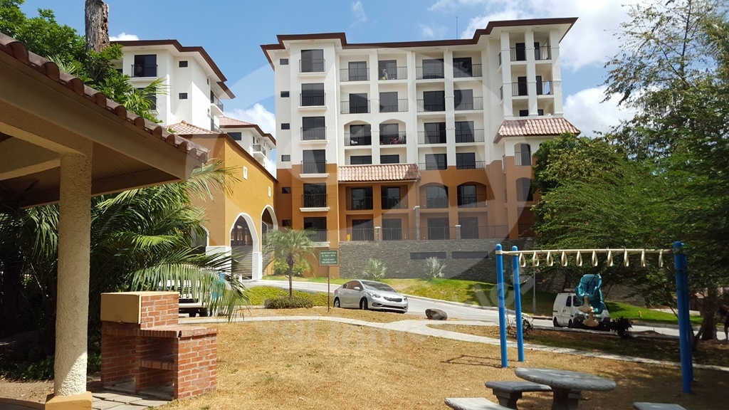 Embassy club courtyard 1 a estrenar - P40880 | InmoPanama